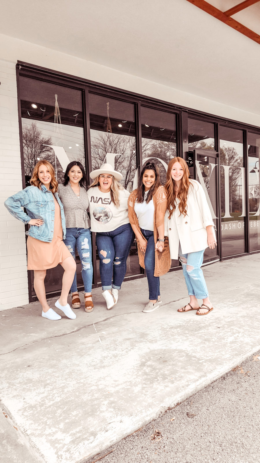 Introducing our new Assistant, Daphne! - babegotmoxie.com